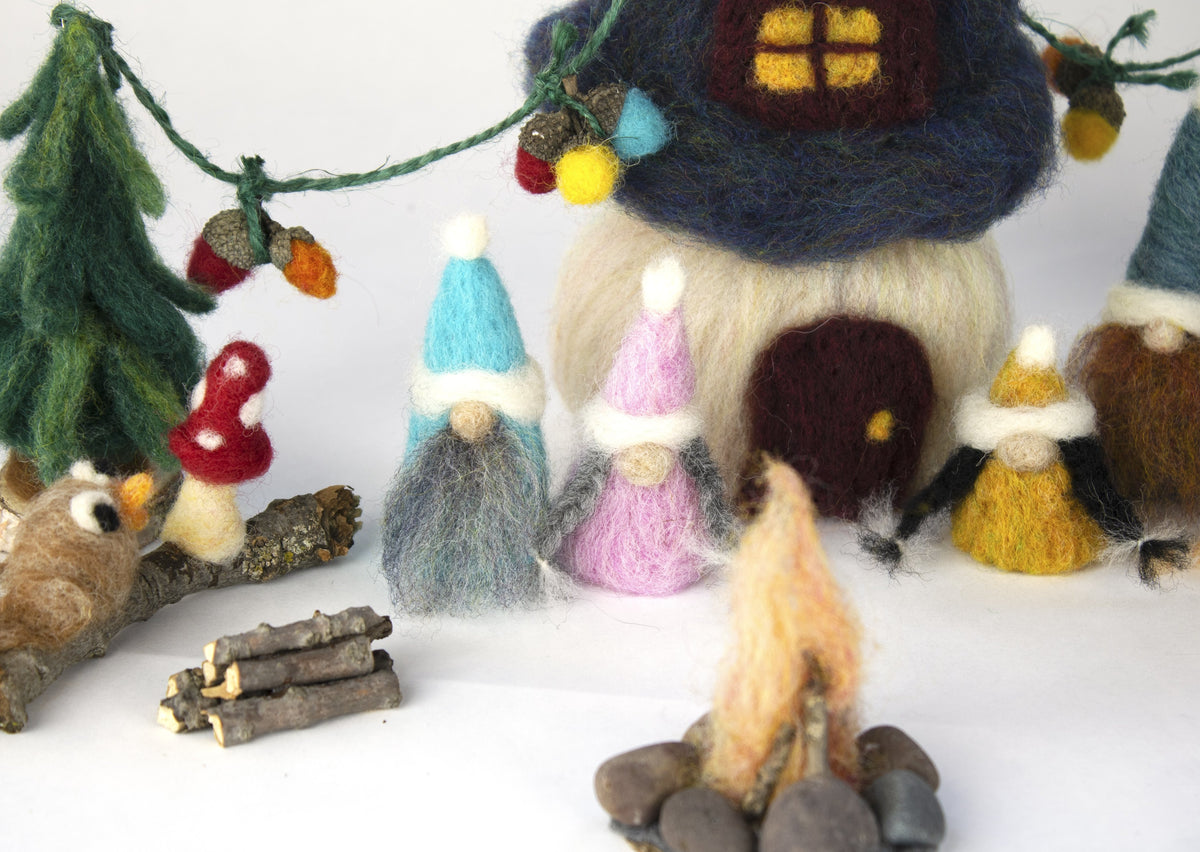 Jill Reedy, "The Feltsons" – Interact Gallery